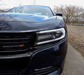 2016 Dodge Charger SXT AWD Review | AutoGuide.com