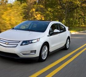 Fuel Efficient Driving Tips: How to Drive Green | AutoGuide.com