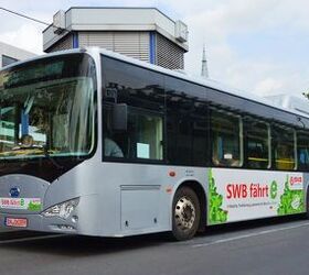 US DOT Proposes New Rules to Protect Bus Rollover Crashes | AutoGuide.com