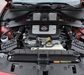 370z Engine Bay