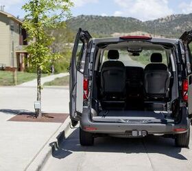 2016 Mercedes-Benz Metris Review | AutoGuide.com