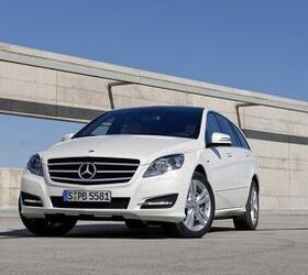 Mercedes R-Class to Live on Thanks to Demand in China | AutoGuide.com