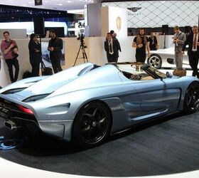 Koenigsegg Regera Megacar Makes 1,500 Hybrid Horsepower | AutoGuide.com