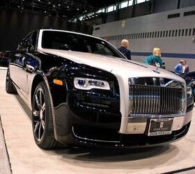 Mega Gallery: Best Supercars of the Chicago Auto Show | AutoGuide.com