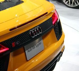 2017 Audi R8 Spyder Stuns Without a Roof | AutoGuide.com