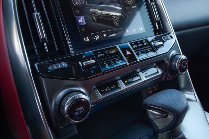 2022 Lexus LX600 First Drive Review: Comfortably Niche | AutoGuide.com 2022 Lexus LX600 First Drive Review: Comfortably Niche | AutoGuide.com