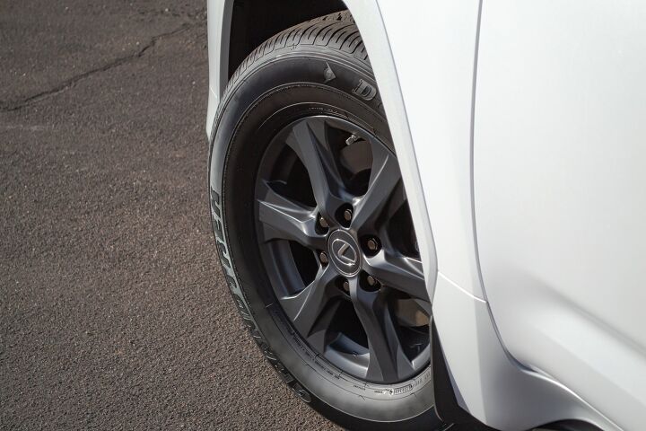 2022 Lexus LX600 First Drive Review: Comfortably Niche | AutoGuide.com 2022 Lexus LX600 First Drive Review: Comfortably Niche | AutoGuide.com