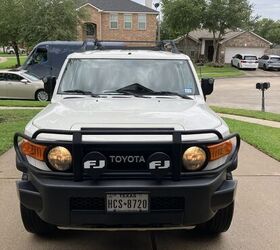 2008 Toyota FJ Cruiser For Sale | AutoGuide.com